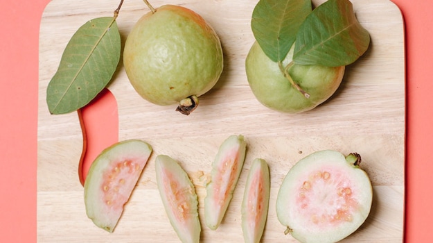 Unlocking the Nutritional Value and Health Benefits of Guava: A ...